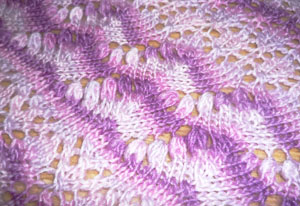 Swallowtail Lace Shawl 出来上がり: GrassHopper